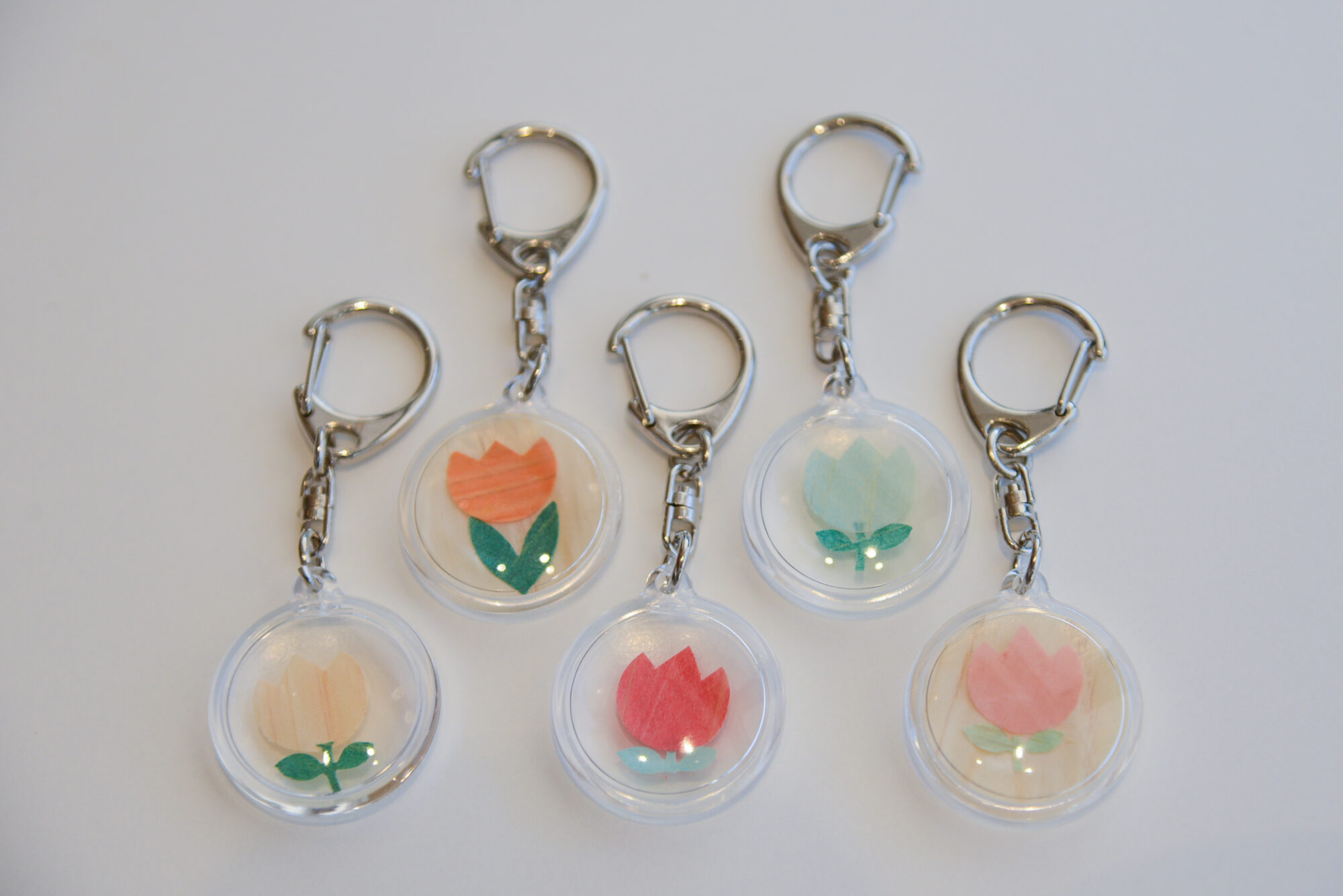 【公式】冬に目覚めた早起きな約 5,000 株のチューリップたちに会いに行こう！真冬のメッツァで「メッツァアイスチューリップテラス」が期間限定オープン ―愛犬も一緒に室内で食事ができる「わんダ ...